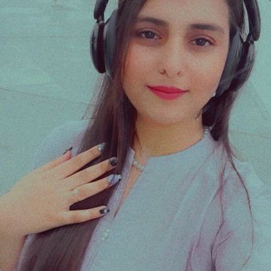 Dubai Girls - Meet Girls in Dubai - LoveHabibi