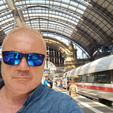 Turkish Men - Meet Guys from Turkey - LoveHabibi