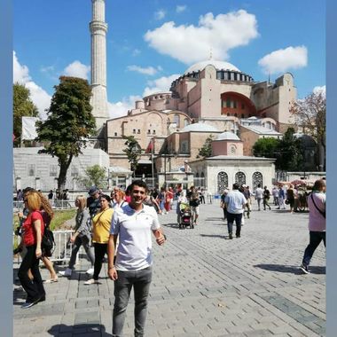 Meet New People in Istanbul, Turkey - LoveHabibi