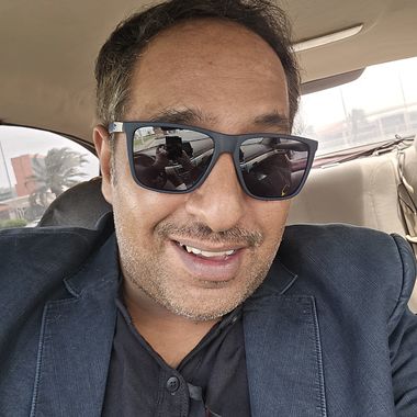 Saudi Love - Find Romance in Saudi Arabia - LoveHabibi