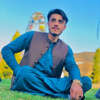 Iranian Muslims - Meet Muslims in Iran - LoveHabibi