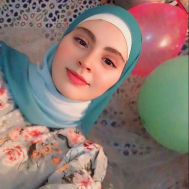 Arab Girls - Meet Girls of Arabic Origin - LoveHabibi