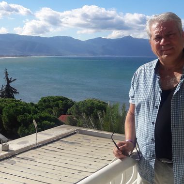 Turkish Men - Meet Guys from Turkey - LoveHabibi