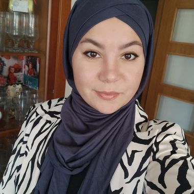 Romanian Muslims - Meet Muslims in Romania - LoveHabibi