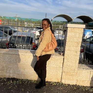 Middle Eastern Girls - Meet Middle East Girls - LoveHabibi